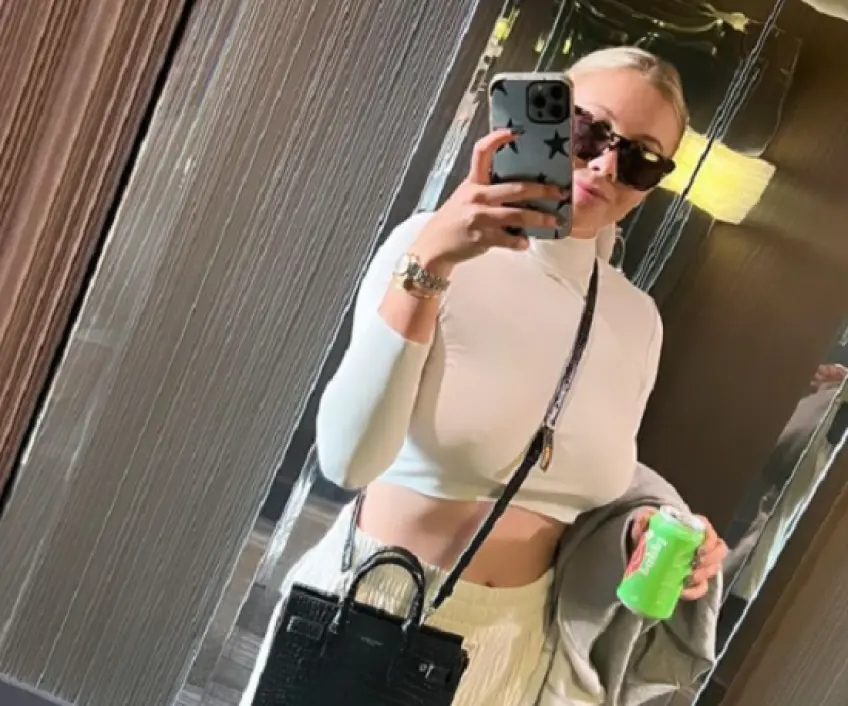 Amanda Anisimova muestra 'Insta vs Realty': sensualidad y diversión